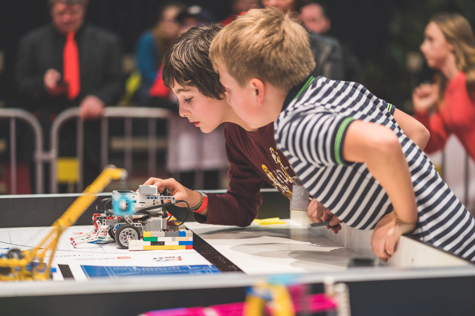 LEGO® Education Innovation Studio - Technobel - Des briques et une ...